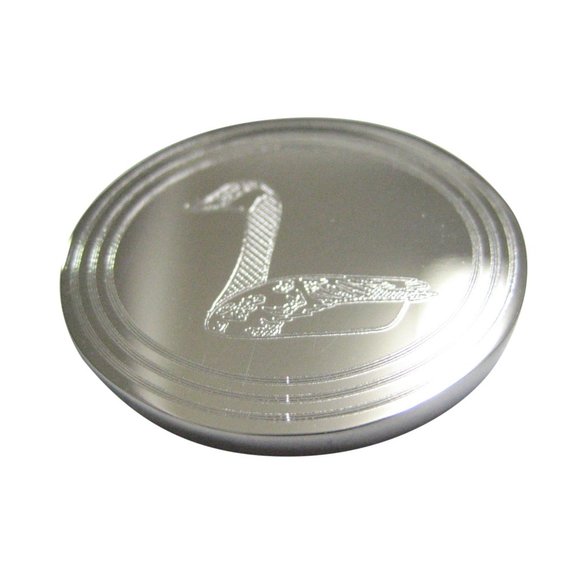 Kiola Designs | Accessories | Silver Toned Etched Oval Sitting Goose ...